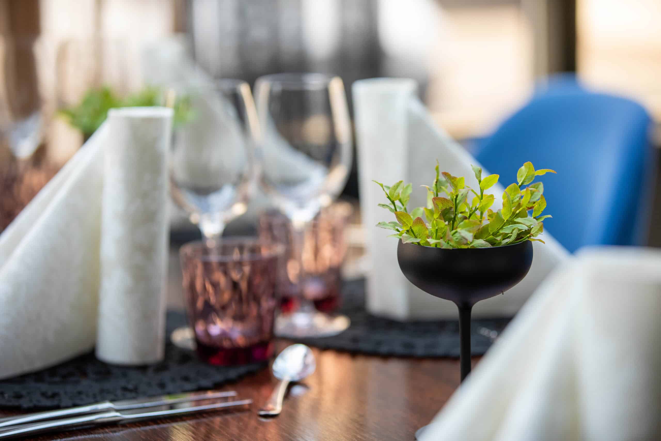 Oscar's Bar & Dinner - Hotel Oscar